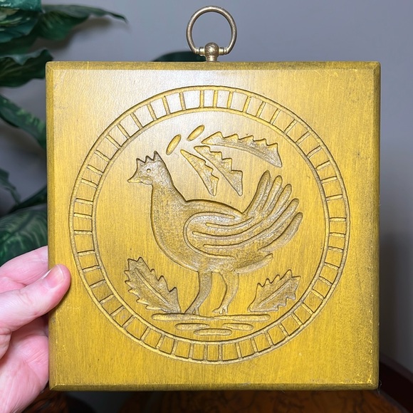 Vintage | Wall Decor | Vintage Folk Art Chartreuse Yellow Chicken Wood ...